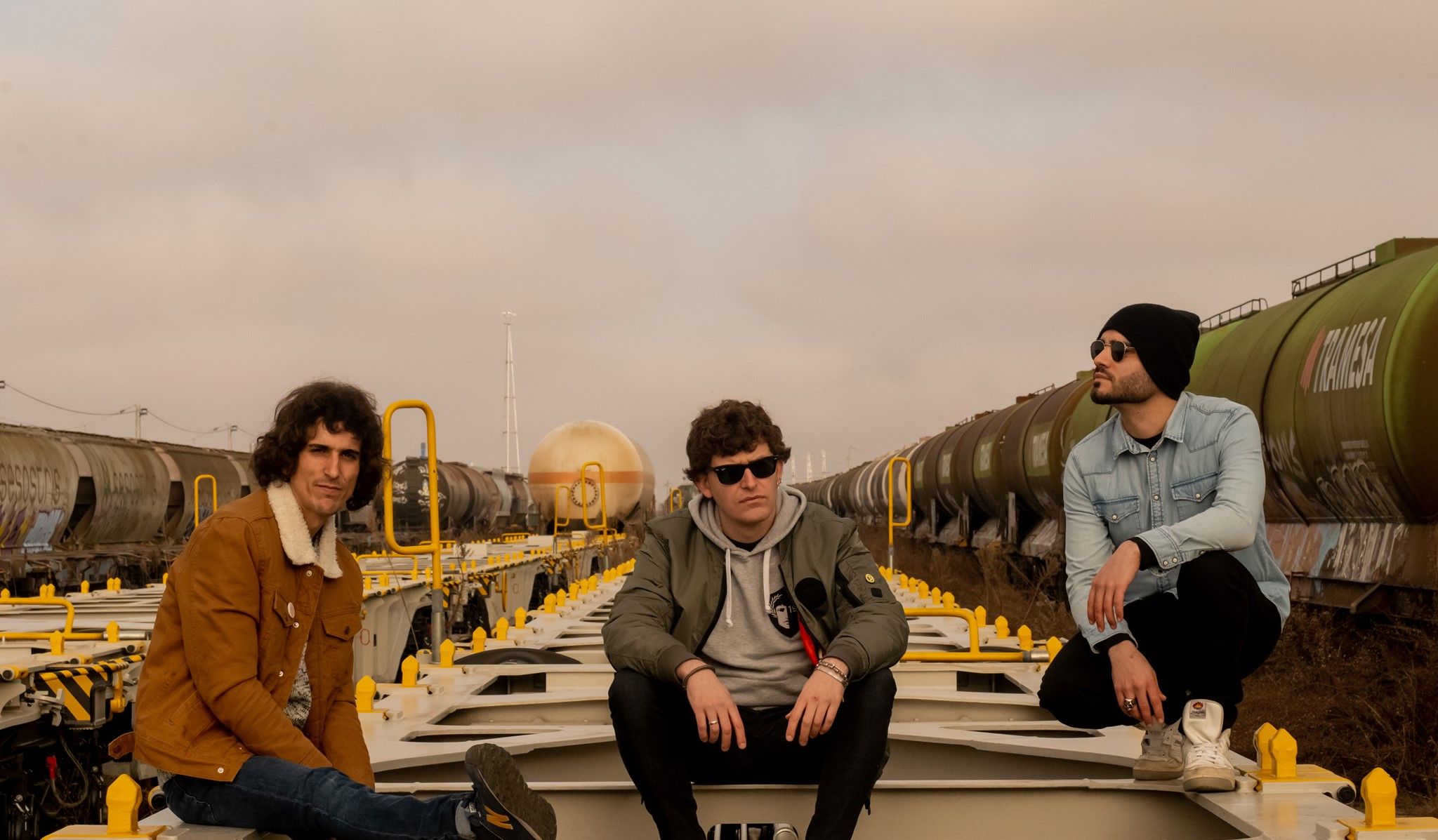 Yeska nos lleva a las curvas del mundo exterior - Toma La Alternativa